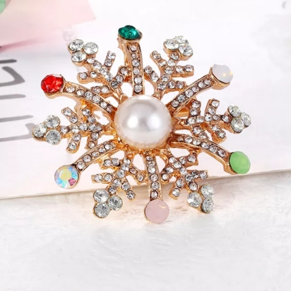 Jewelry | New Rhinestone Snowflake Brooch Pin | Poshmark